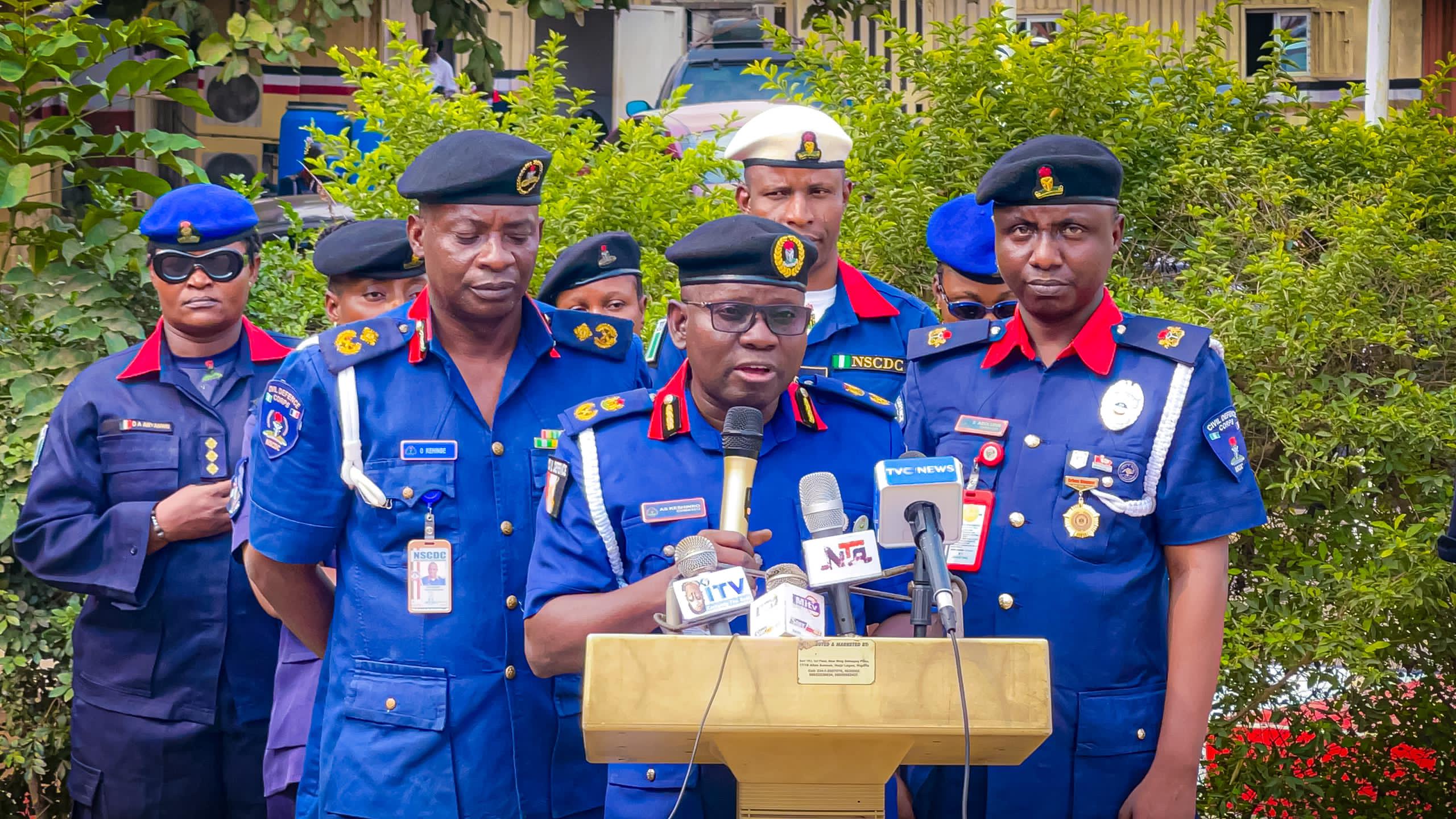NSCDC Lagos Commandant parades truck driver, scrap dealers, scammers ...